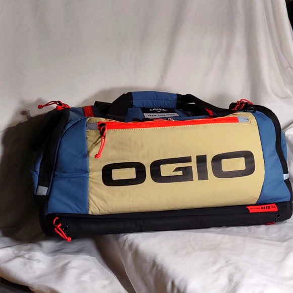 OGIO | Bags | Ogio Blue And Beige Duffel Bag Backpack Callaway | Poshmark